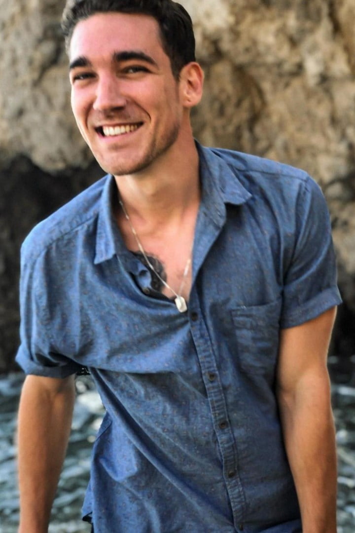 Chris Hemsworth's cousin Luke Van Os joins Home and Away - DailyNewsBBC