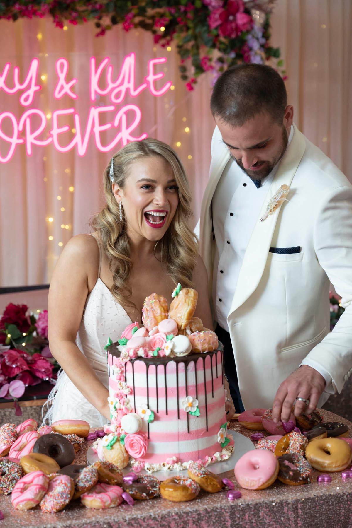 Kyle and Roxy’s Wedding Gallery – A Neighbours Photo Special - DailyNewsBBC