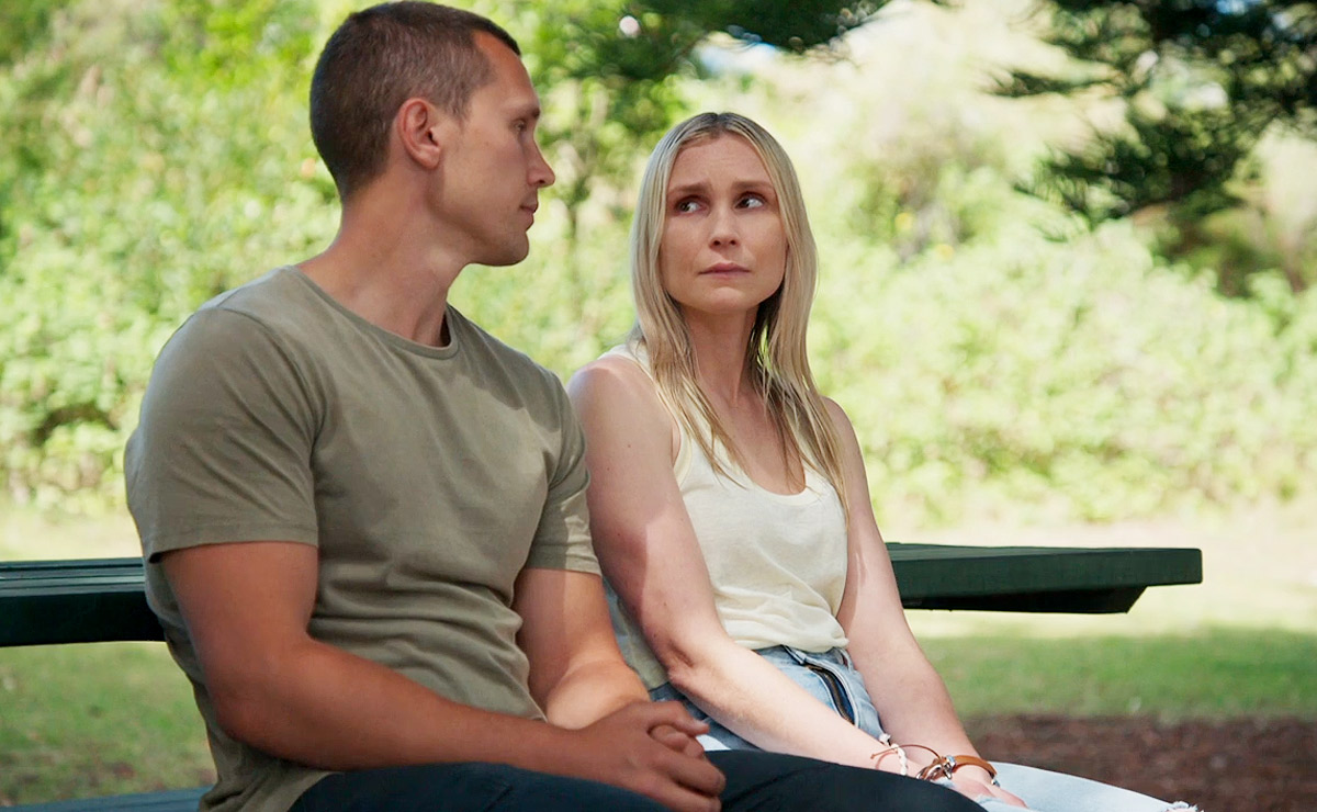 Home and Away Spoilers – Neve is arrested by the military police ...